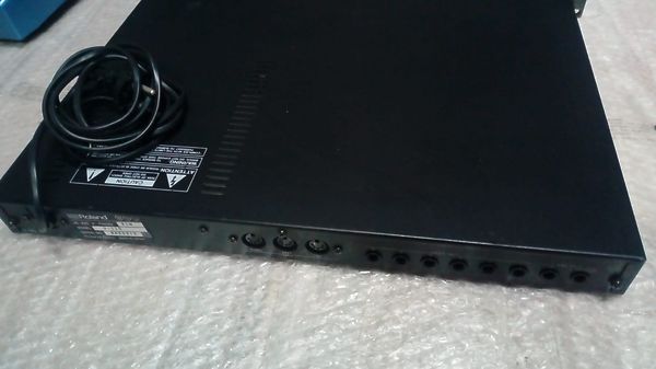 ROLAND U-110 RACK MODULE / EXPANDER U110 - SynthCloud